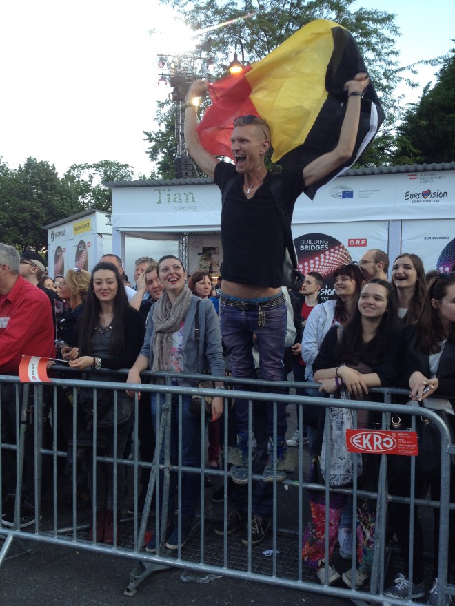 Eurovision 2015: Loïc Nottet déchaine les passions sur le tapis rouge ...